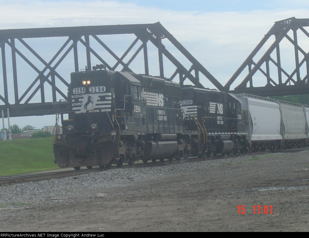 B31 finally pulling into Fremont